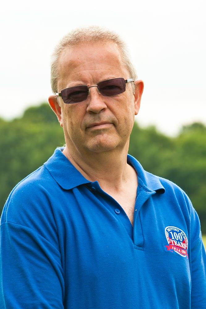 Gary Hinton | Approved driving instructor | Lanes School of Driving